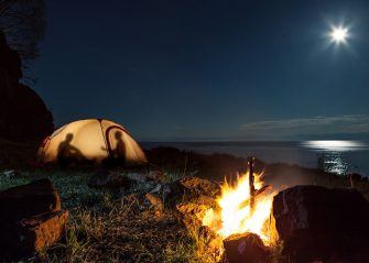 10 UK campsites that allow campfires – Firewood Centre